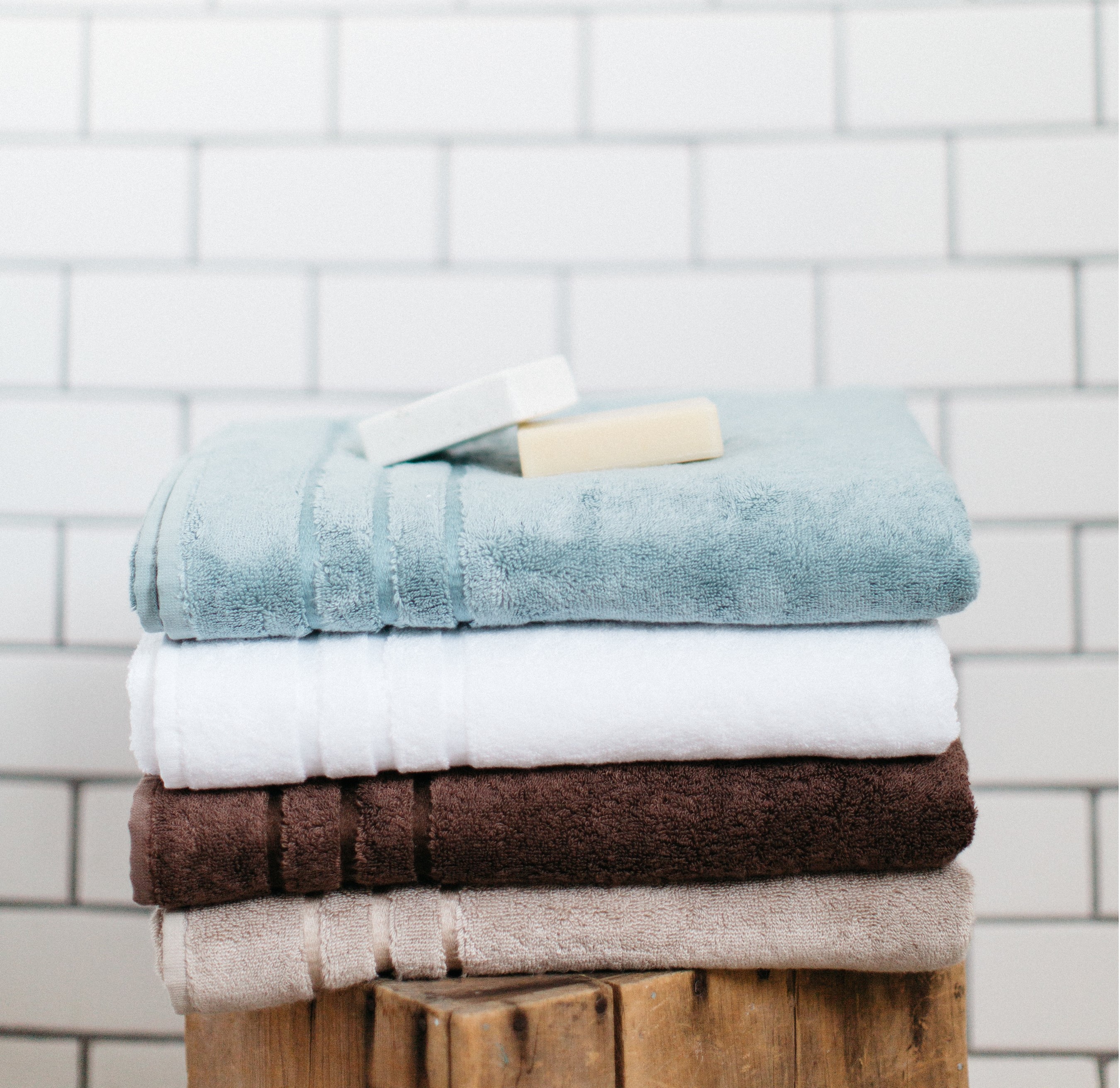 Cariloha Bamboo Bath Towels Spotlighted on Bustle